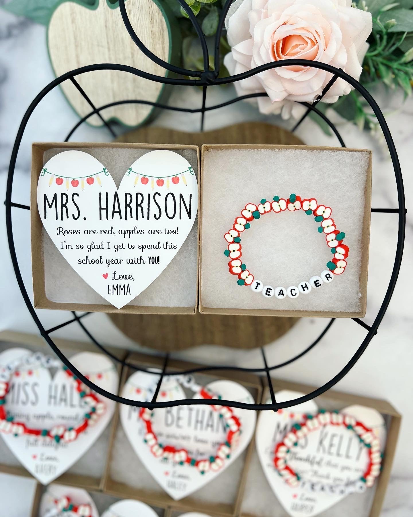 Apple Teacher Bracelet Gift! Fall Heart Card! – Love Leigh Gift Co.